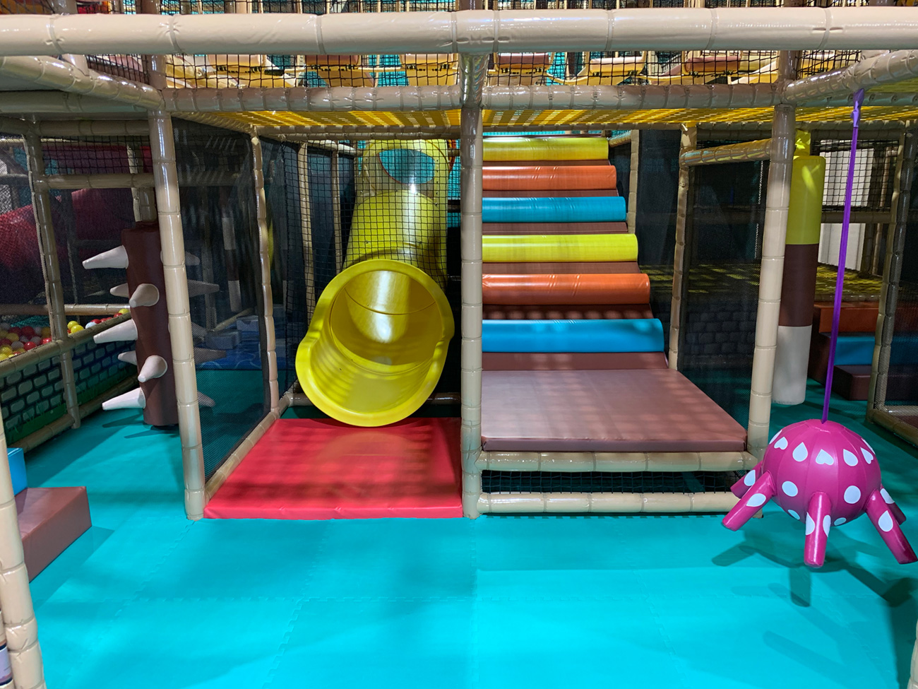 Funland Photo Gallery - Best indoor playground for age 1-13
