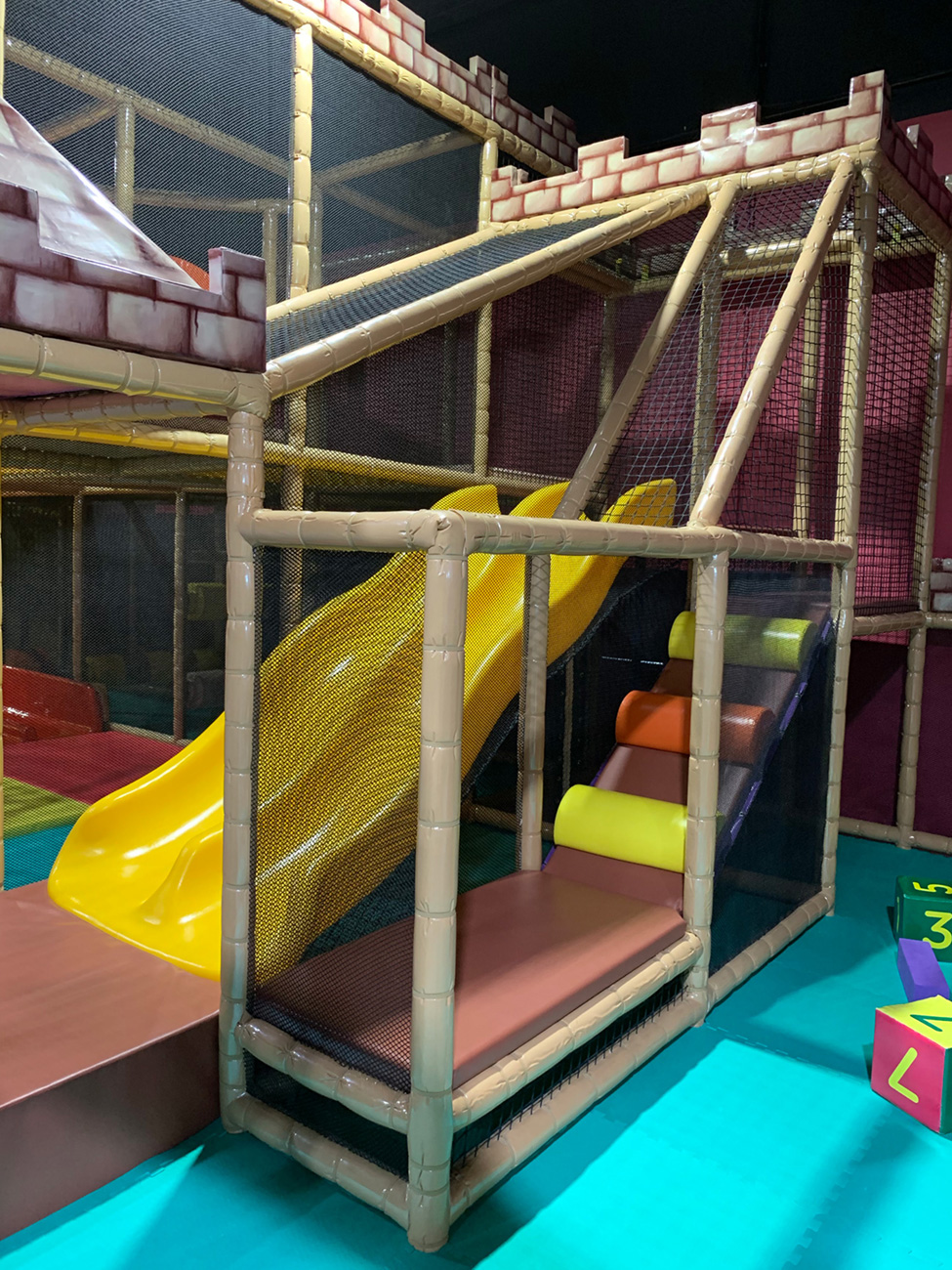 Funland Photo Gallery - Best indoor playground for age 1-13